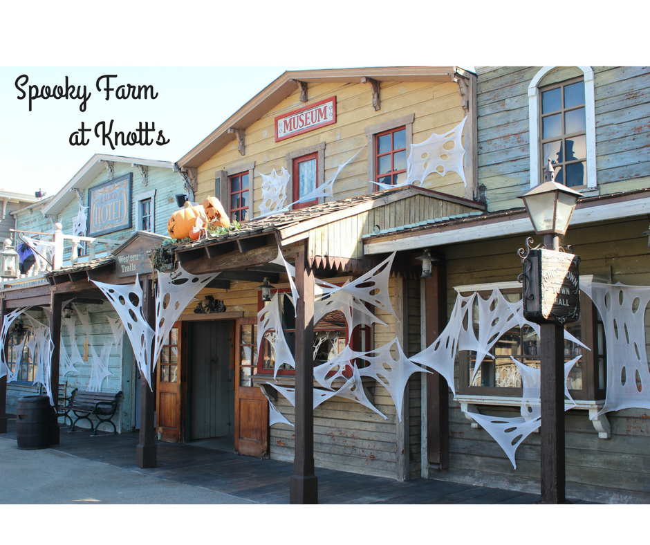 Family Itinerary for Knott's Spooky Farm - Family Review Guide