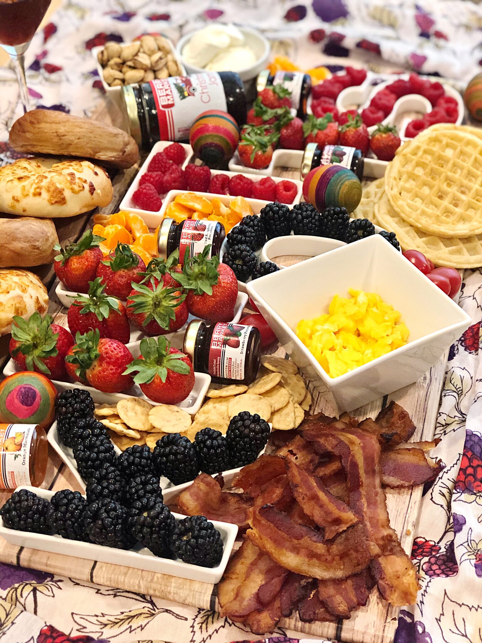 Knott's Breakfast Board - Family Review Guide